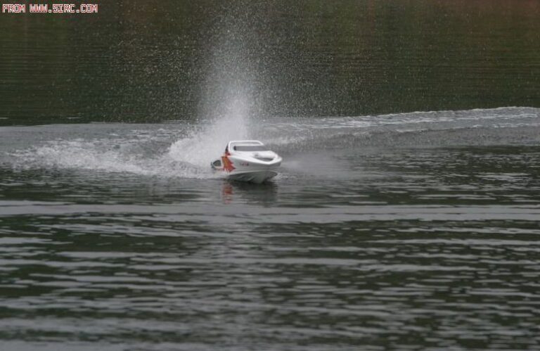 TFL Shark Yacht / 1330mm -52″ L.O.A. w/56mm motor and 300amp ESC. w/6 ...